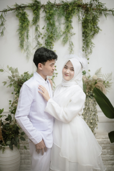 Website Pernikahan Futri Febrianti dan Moh Azhar agustian